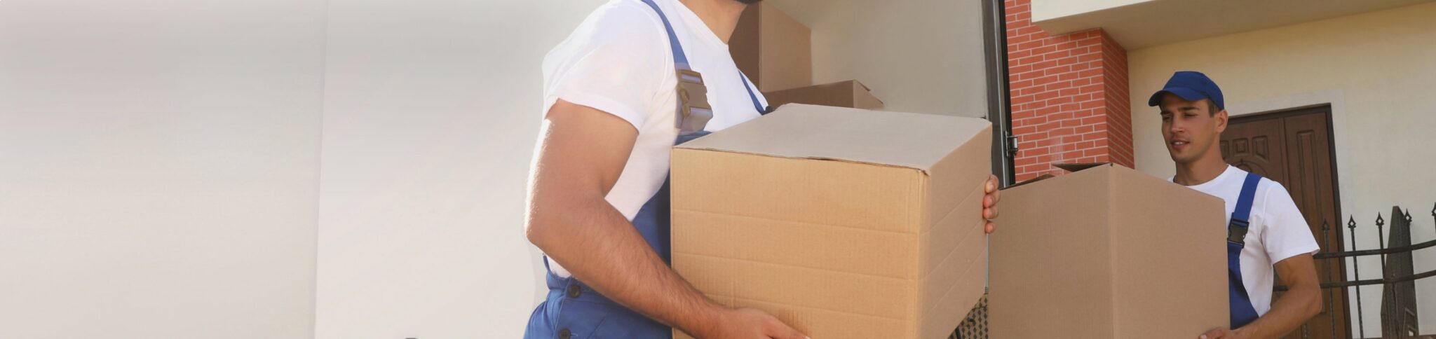 Budget-Friendly Moving: Picking the Ideal Pricing Model